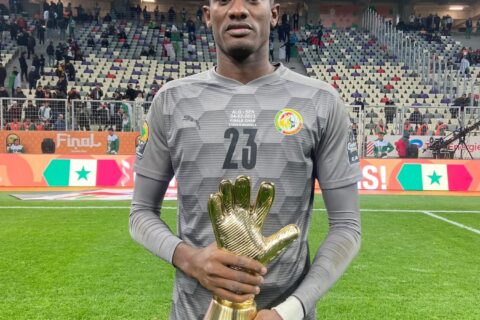 Premier League : Pape Matar Sarr marque encore malgré un nouveau rôle ...